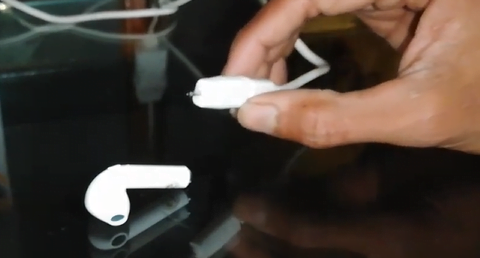 Discover How To Charge Airpods Without Case Effortlessly
